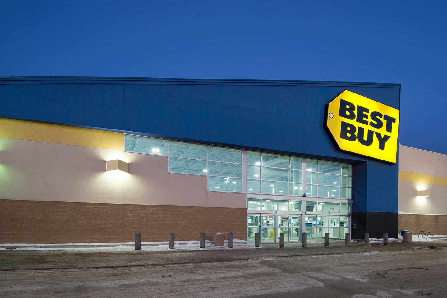 Best Buy Roll-Out - Chandos Construction