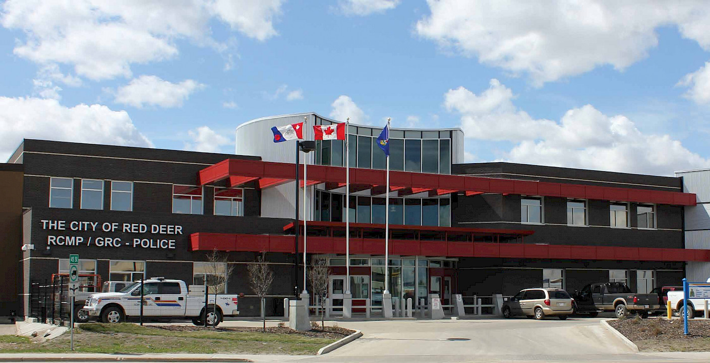 Red Deer RCMP - Chandos Construction